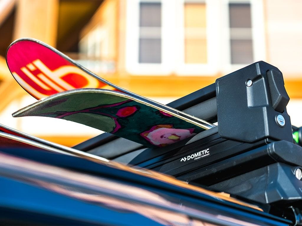 Front Runner Ski / Snowboard Carrier | Dometic