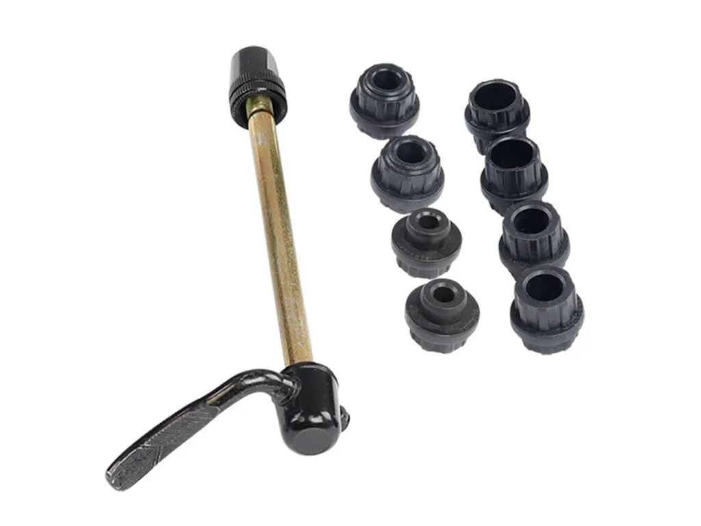 Front Runner Bicycle Hub Mount Kit | Dometic